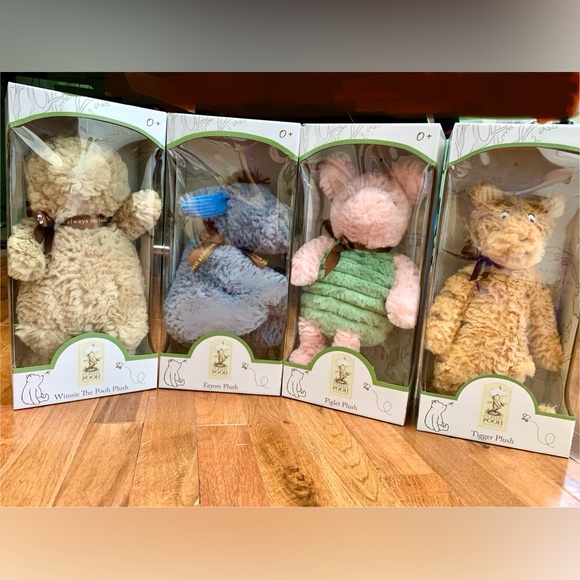 Disney | Toys | New Aldi Disney Classic Winnie Pooh Collection Set 4 ...